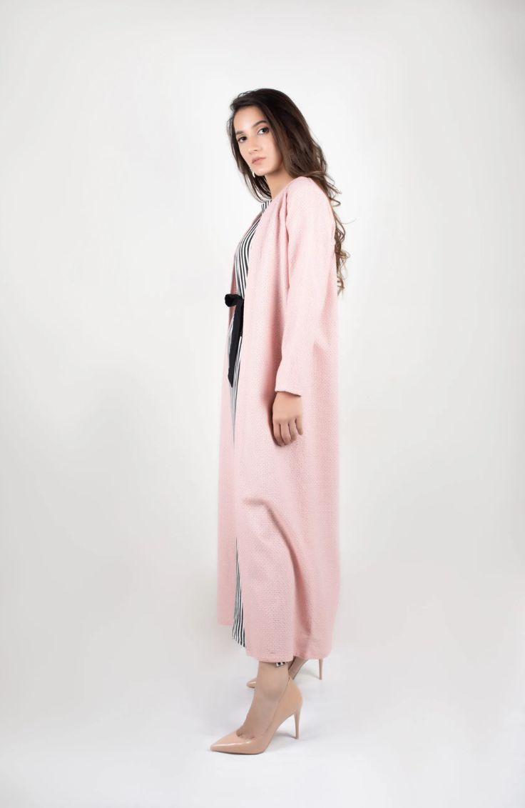 13 Beautiful Folklore Outfit Ideas Inspired by Taylor Swift